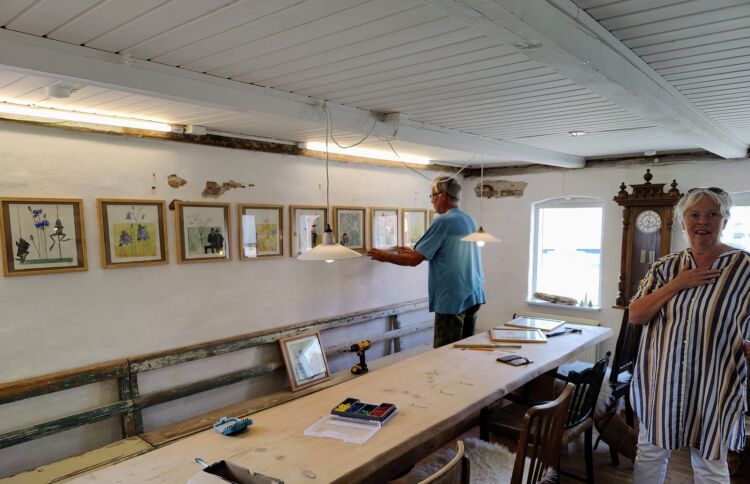 Karen Kunwald udstiller i Hirtshals - NordsøPosten.dk
