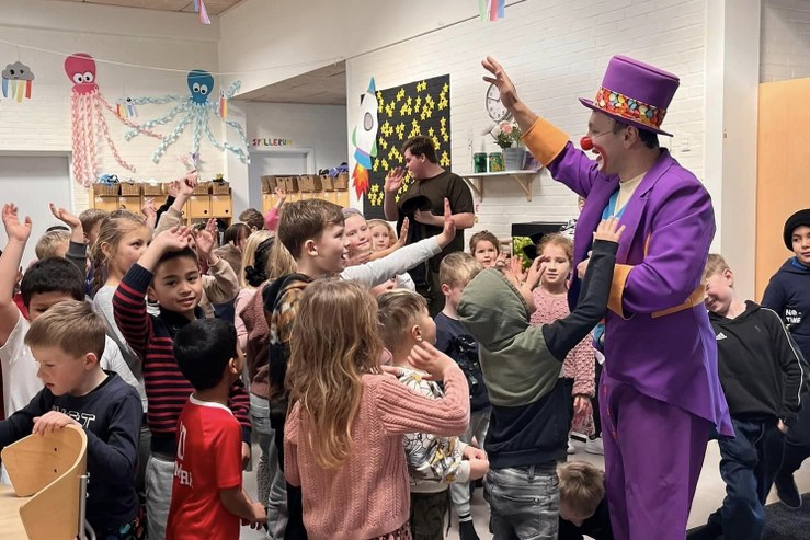 Cirkus Mascot besøger Hirtshals og Hjørring - NordsøPosten.dk