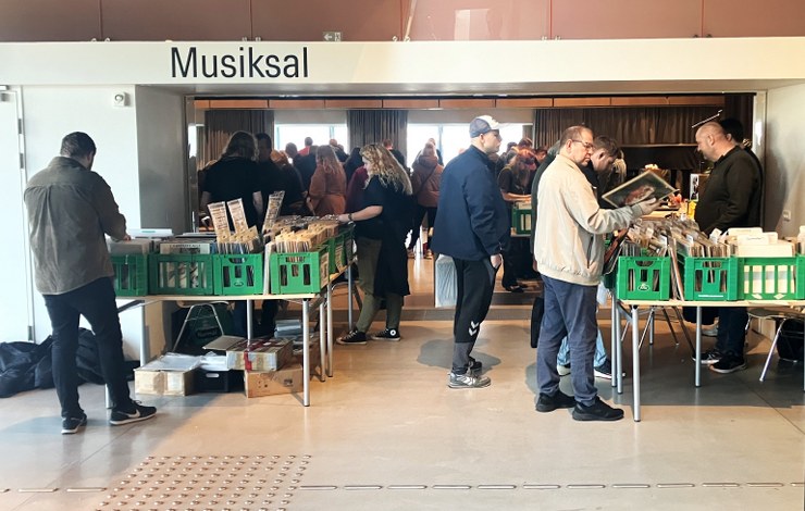 Vendsyssel Teater har pladebasar lørdag - NordsøPosten.dk