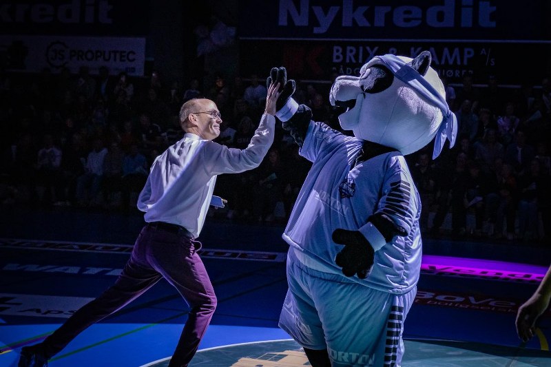 Ny maskot hos HFK - NordsøPosten.dk